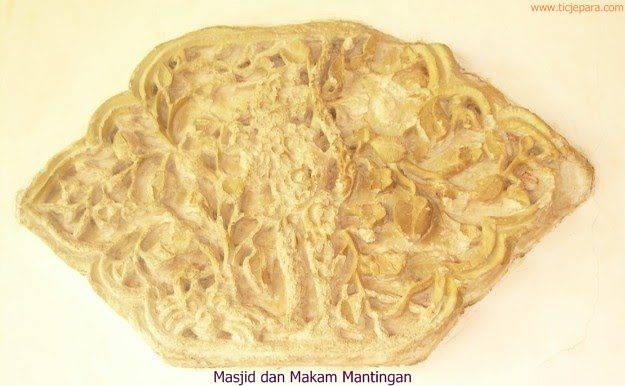 desain: MAKAM DAN MASJID MANTINGAN